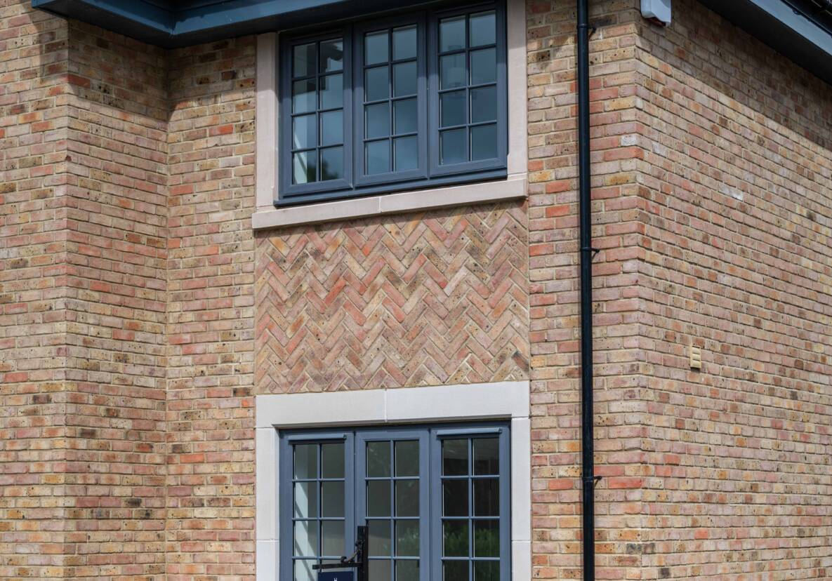 Hayfield Crescent | Facing Brick