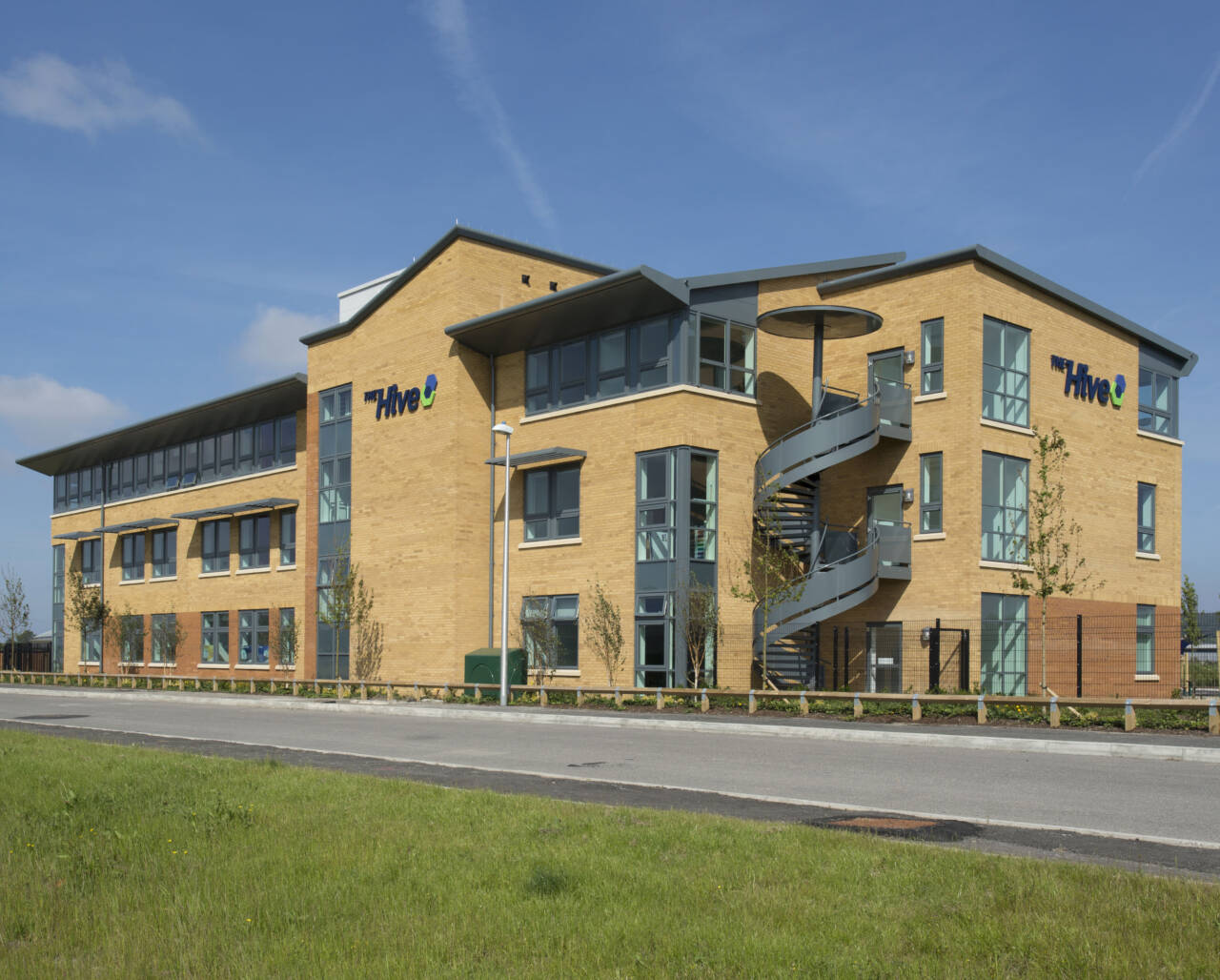 Village Golden Thatch | Facing Bricks