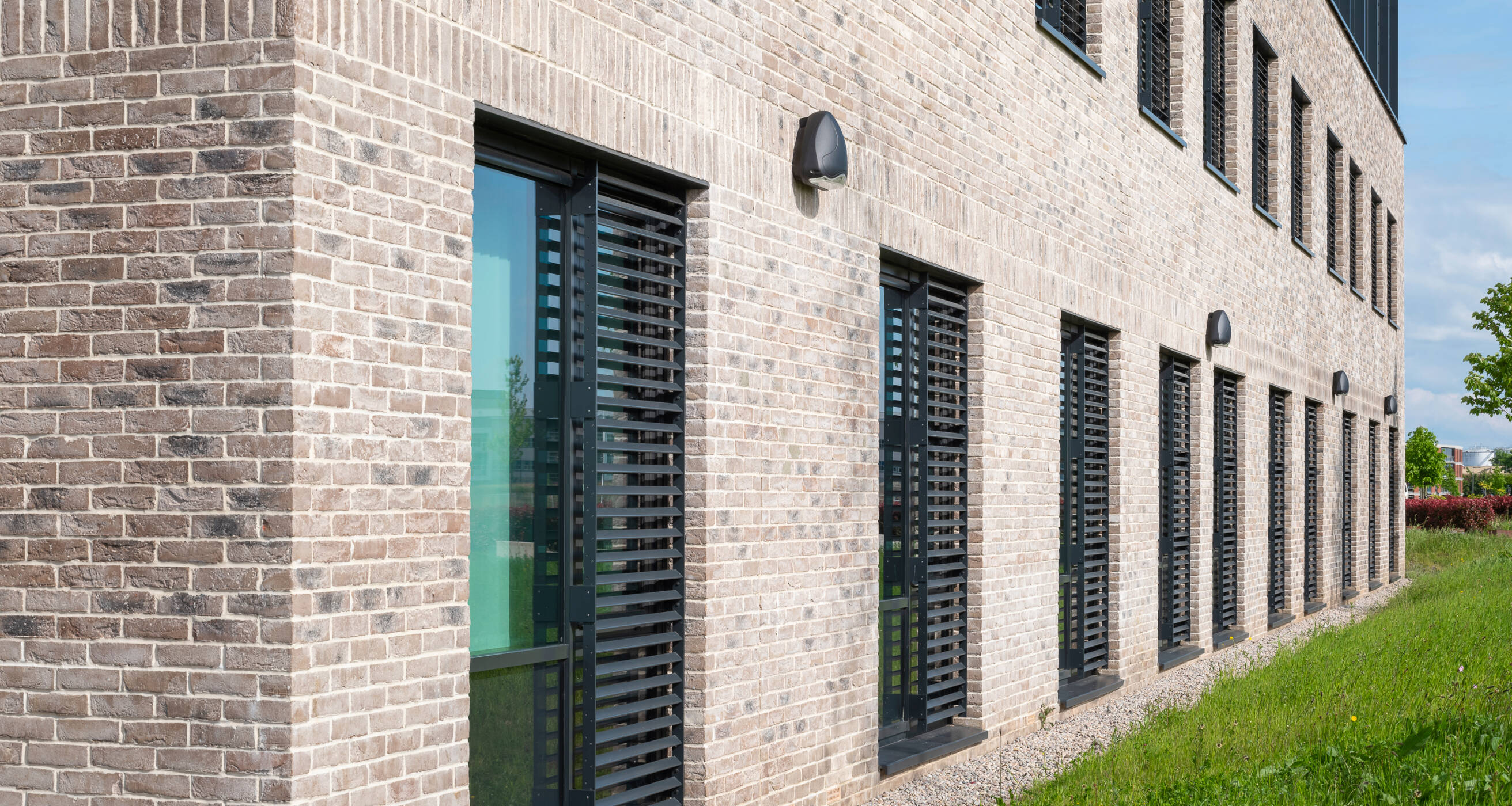 Clydebank Health and Care Centre | Facing Brick